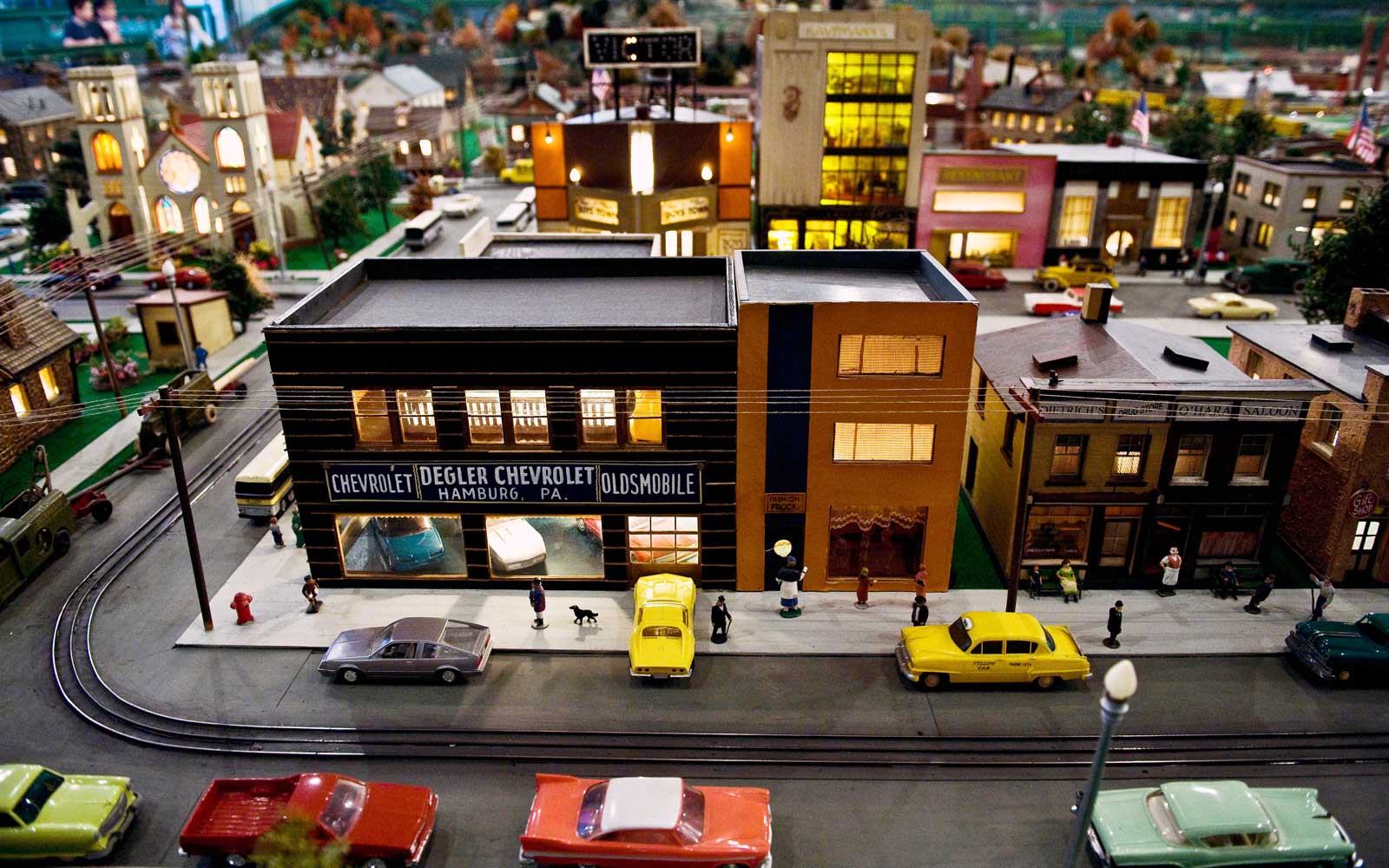 Upcycle Progress: Miniature Landscape – Aesthetics of Design