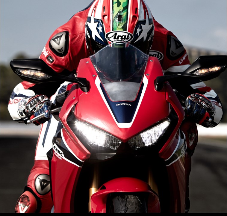 Aesthetic Exploration: Sports Bike – Aesthetics of Design