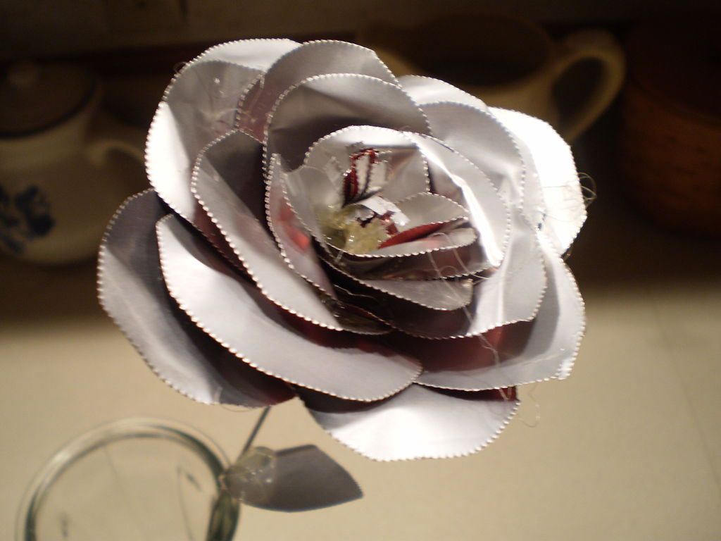 Making Flowers From Soda Cans 14 Soda Can Crafts | FaveCrafts.com