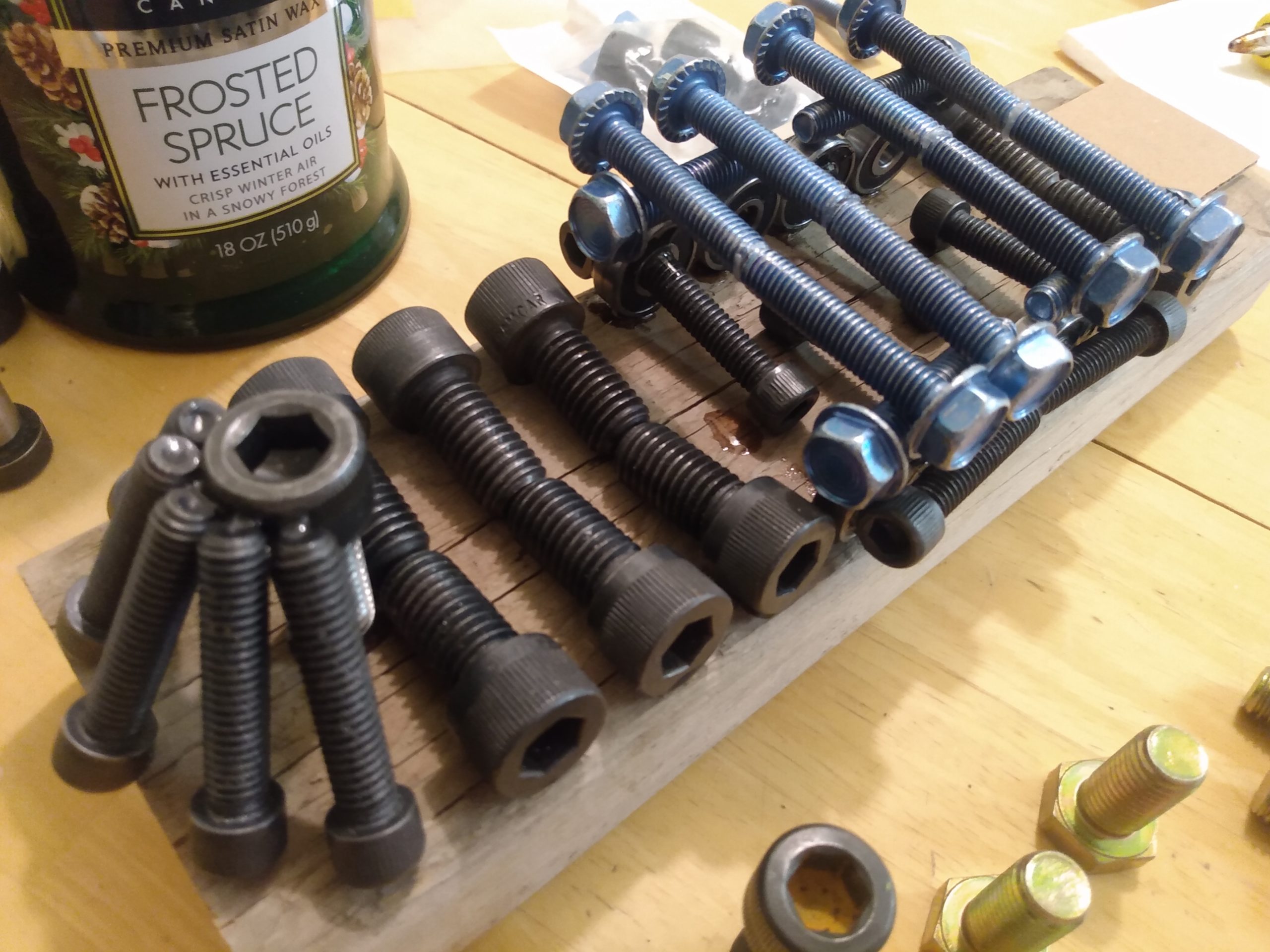 Upcycle Progress: Steampunk Fastener Steam Engine – Aesthetics of Design