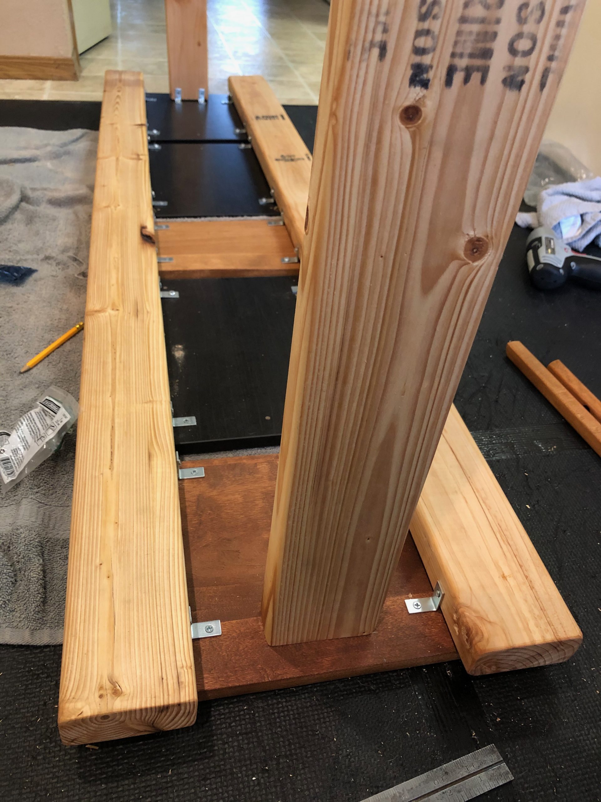 A Modern Style Upcycled Table – Aesthetics of Design