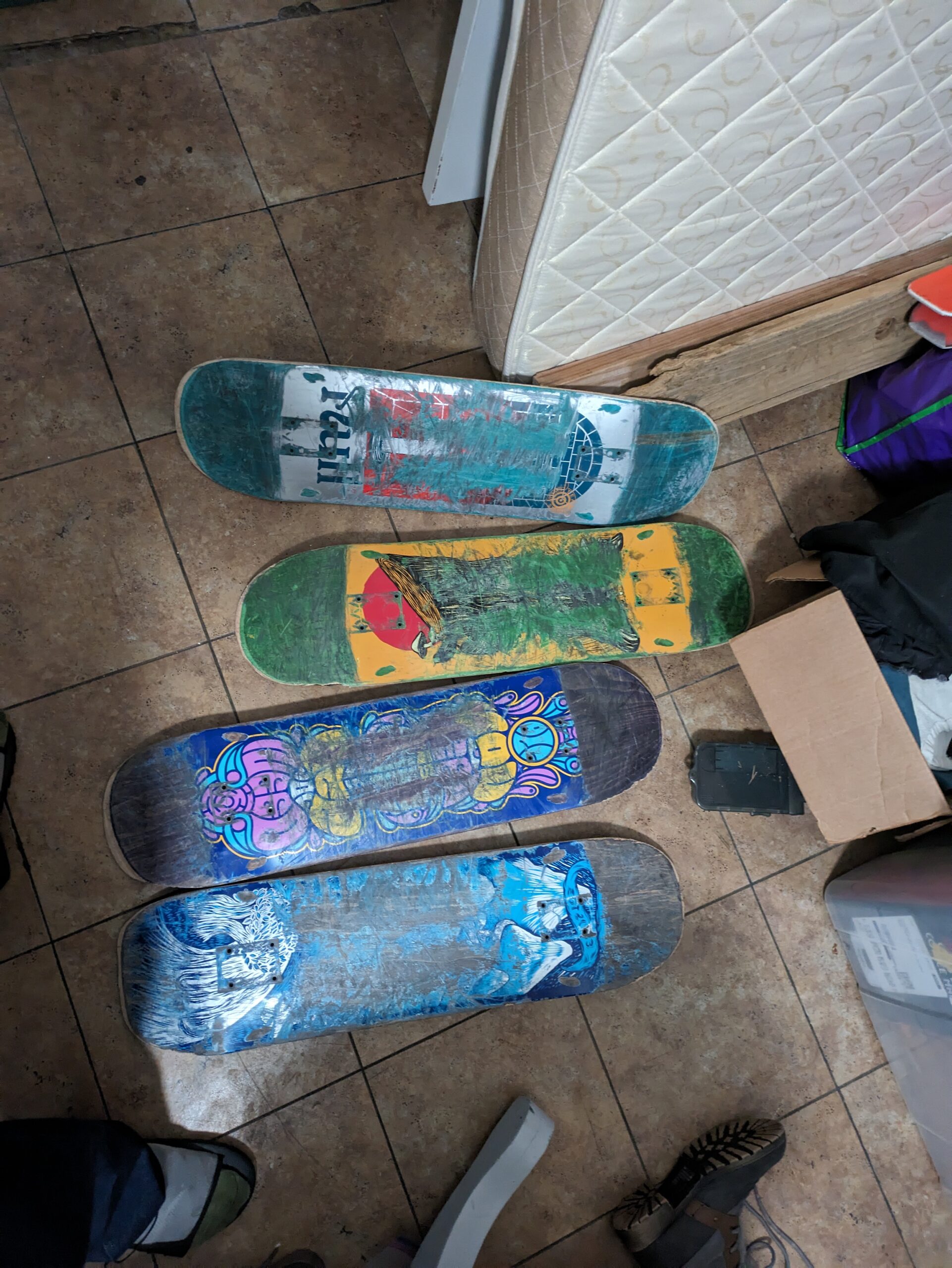 Upcycled Skateboard Shoe Rack with Graffiti Aesthetic: Progress Update ...