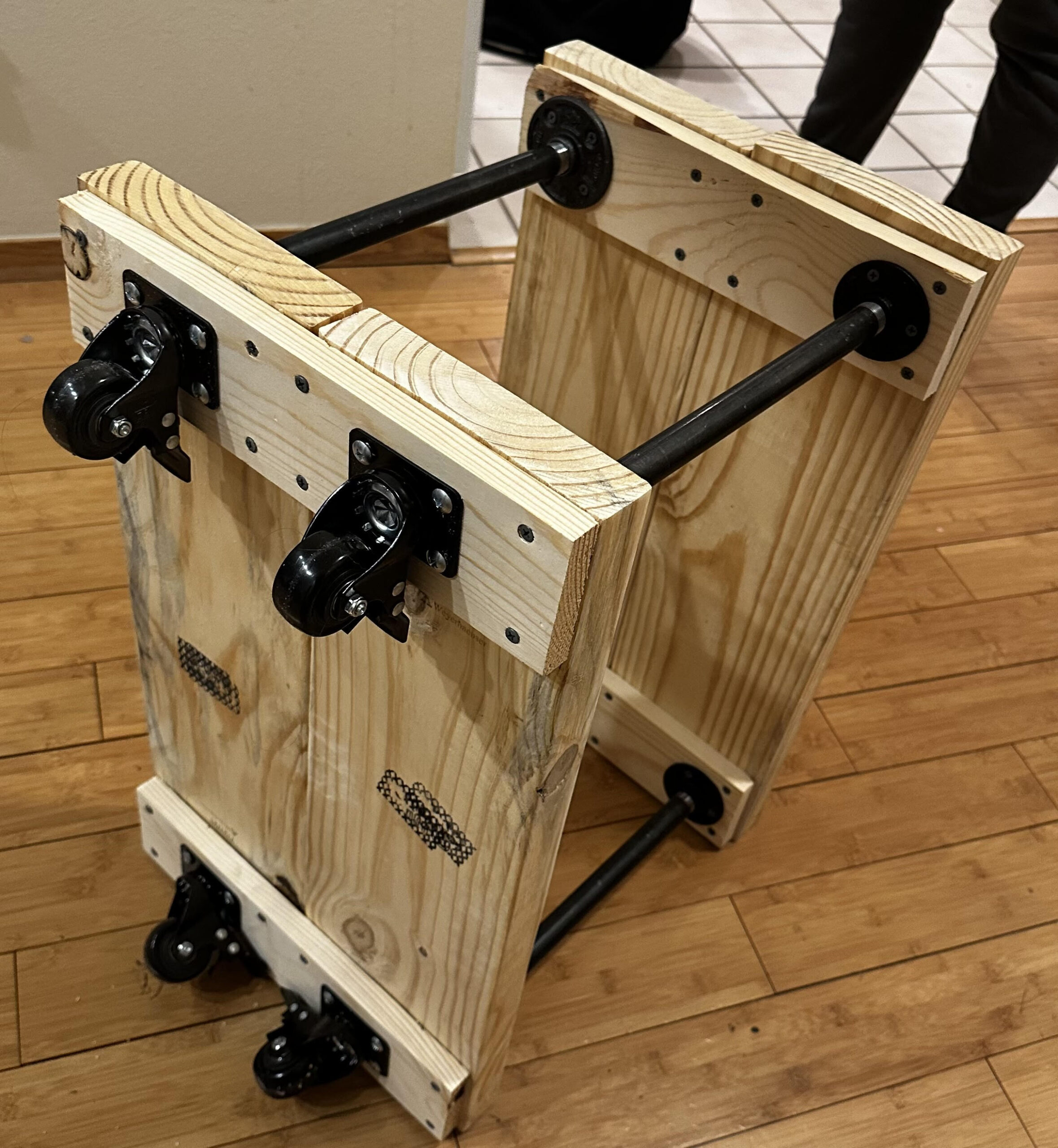 Industrial Style Bar Cart – Aesthetics of Design